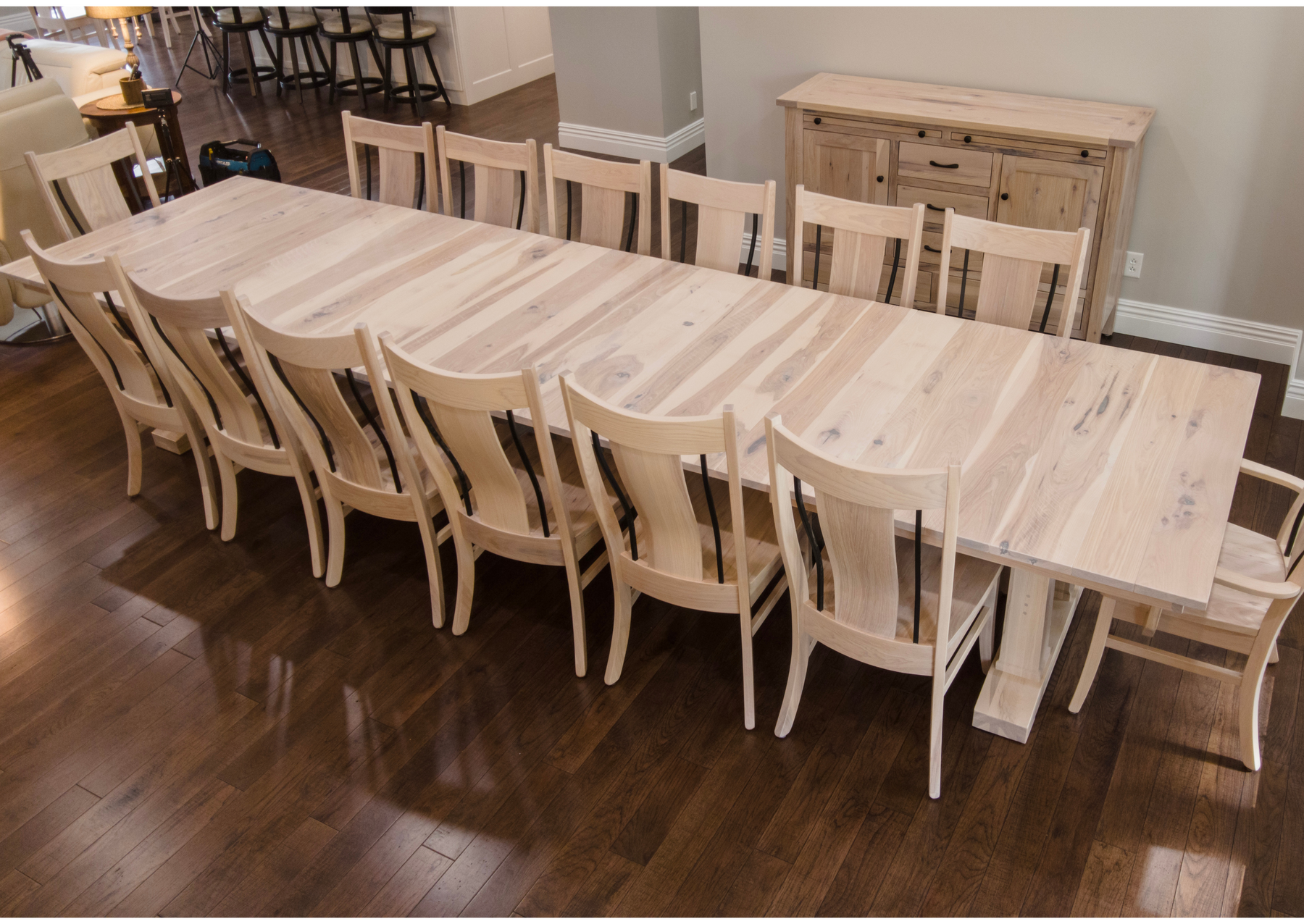 Rowan Dining Table