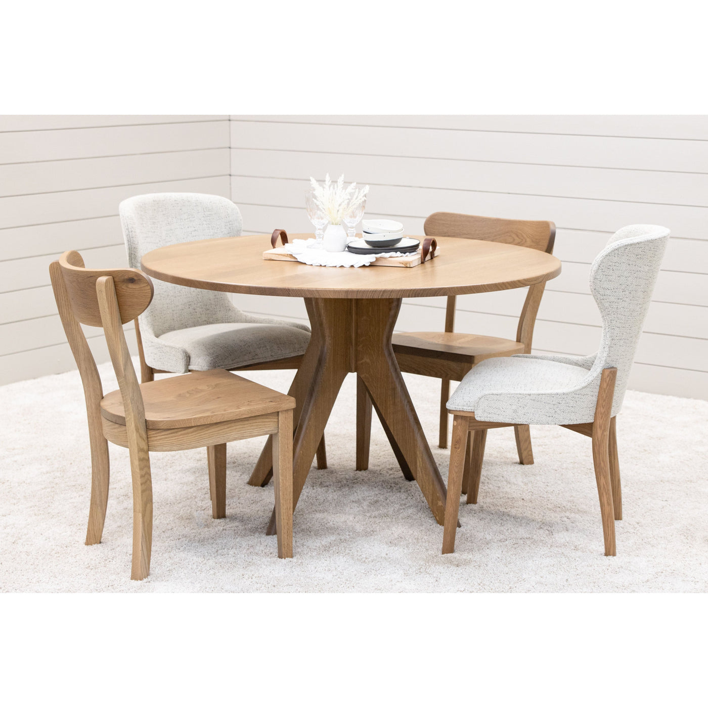Amish Oak Round Dining Table | Round White Oak Dining Table