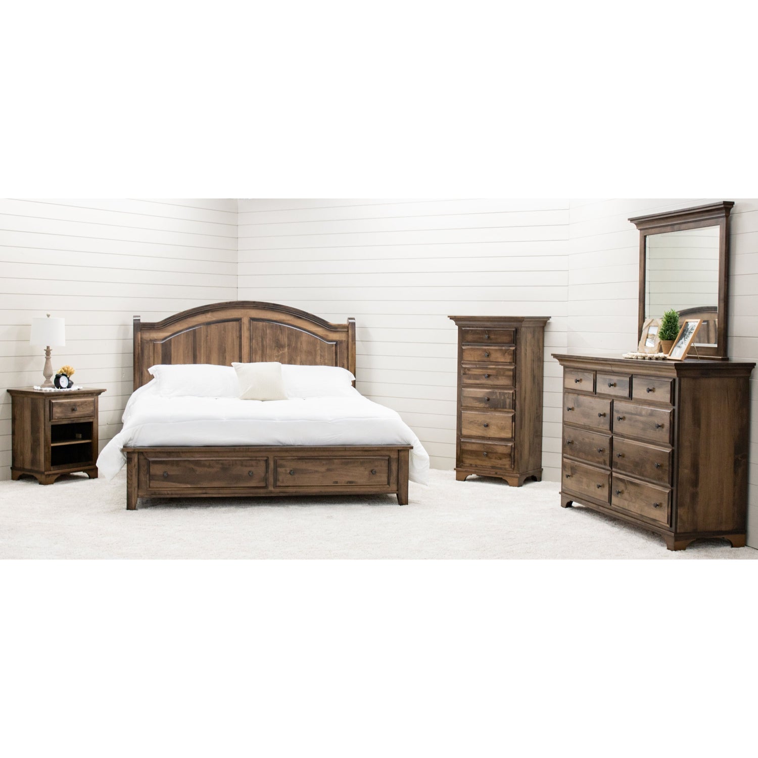 Miranda Amish Bedroom Collection