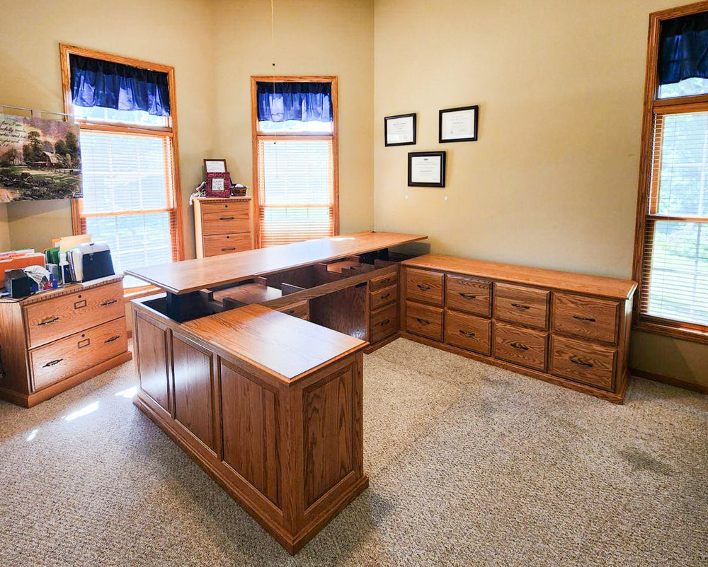 U-Shaped Office Unit with Adjustable Desk